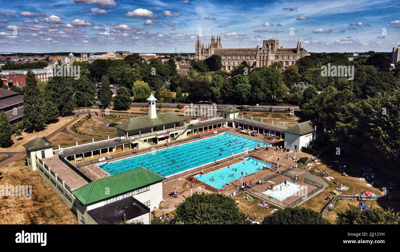 Once the heatwave started, all of the available spaces were quickly ...