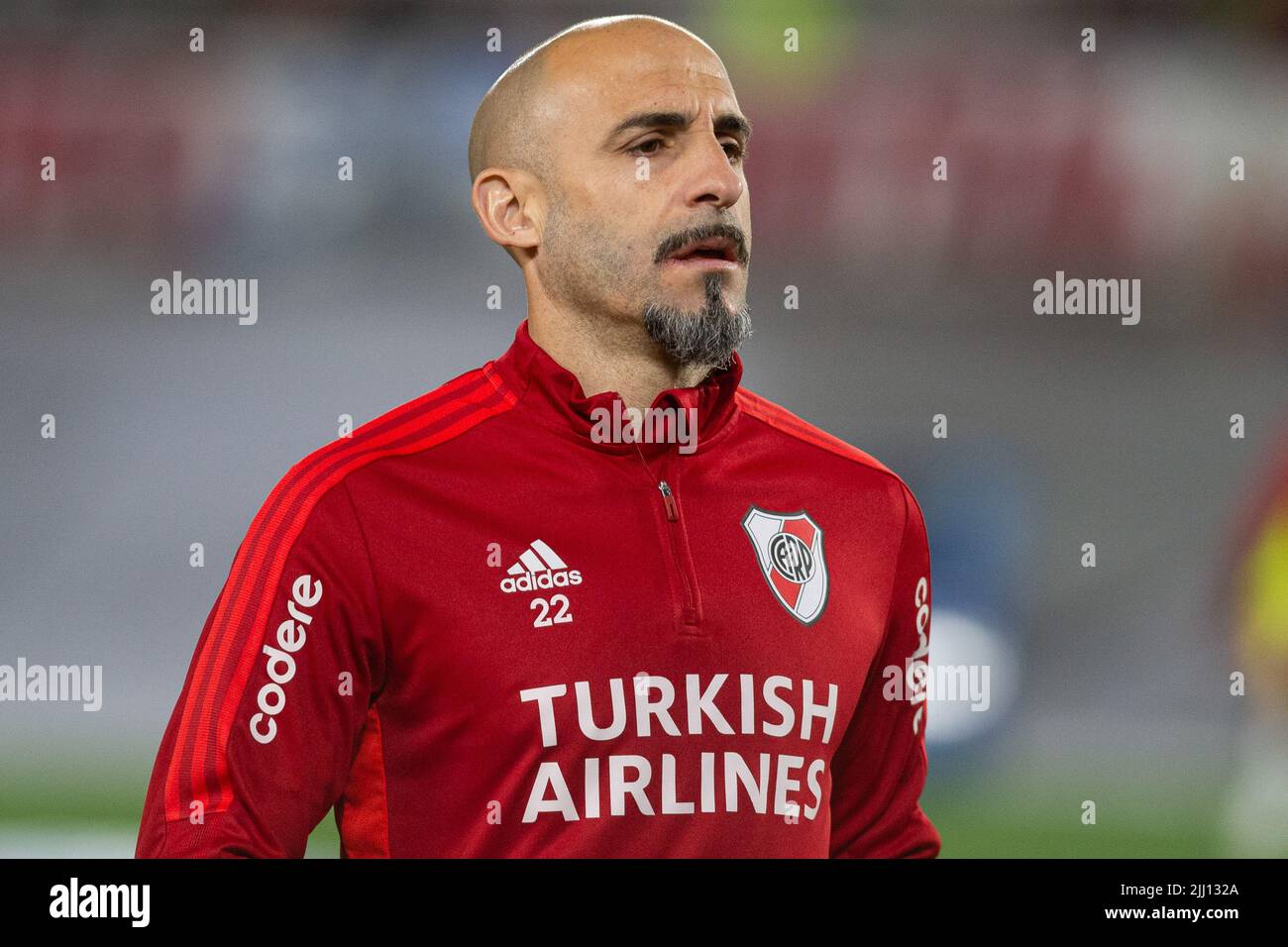 Javier Pinola of River Plate warms up before a match between River ...