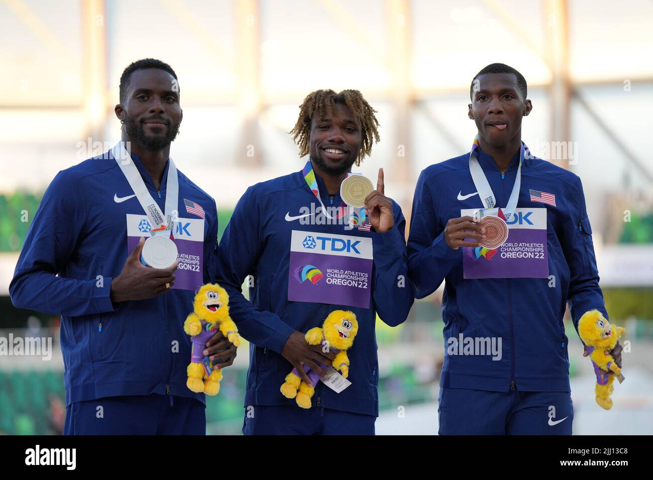 Eugene, USA. 21st July, 2022. Gold medalist Noah Lyles (C), silver medalist Kenneth Bednarek (L ...