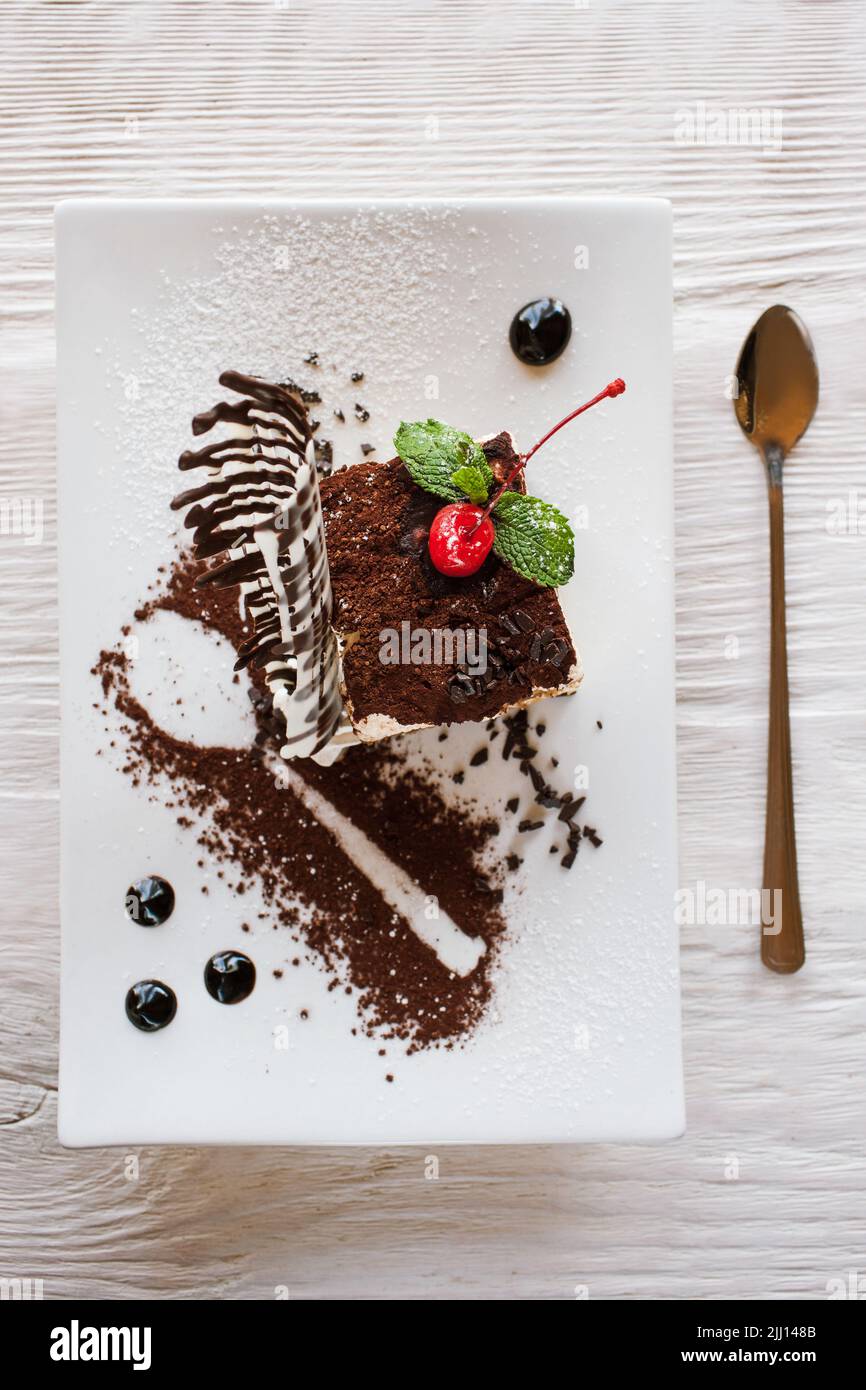 Cut square hi-res stock photography and images - Alamy