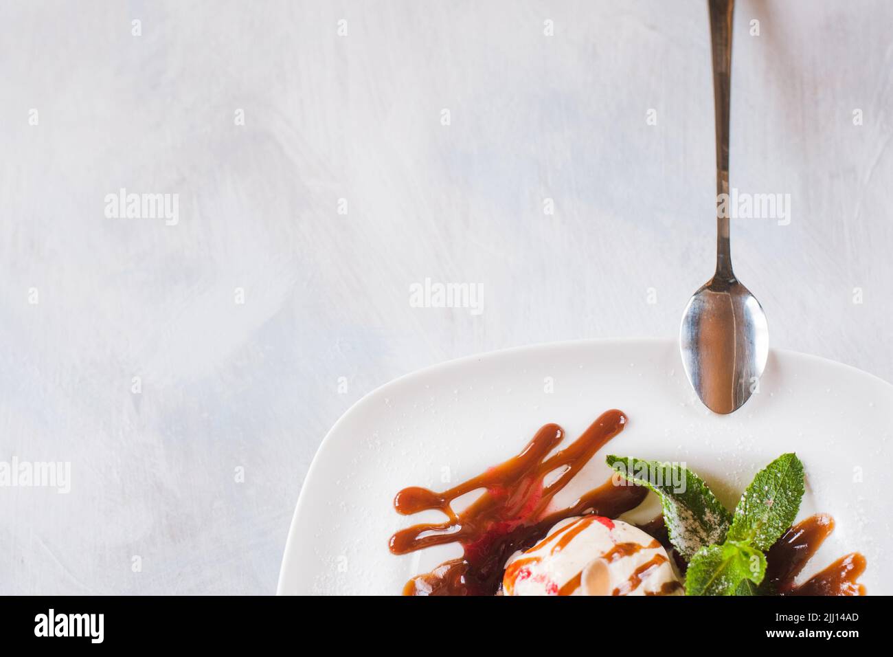 Ice cream small balls hi-res stock photography and images - Alamy