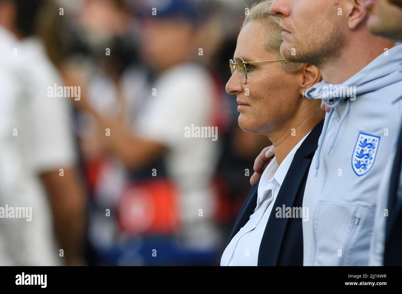 Sarina wiegman lionesses final hi-res stock photography and images - Alamy