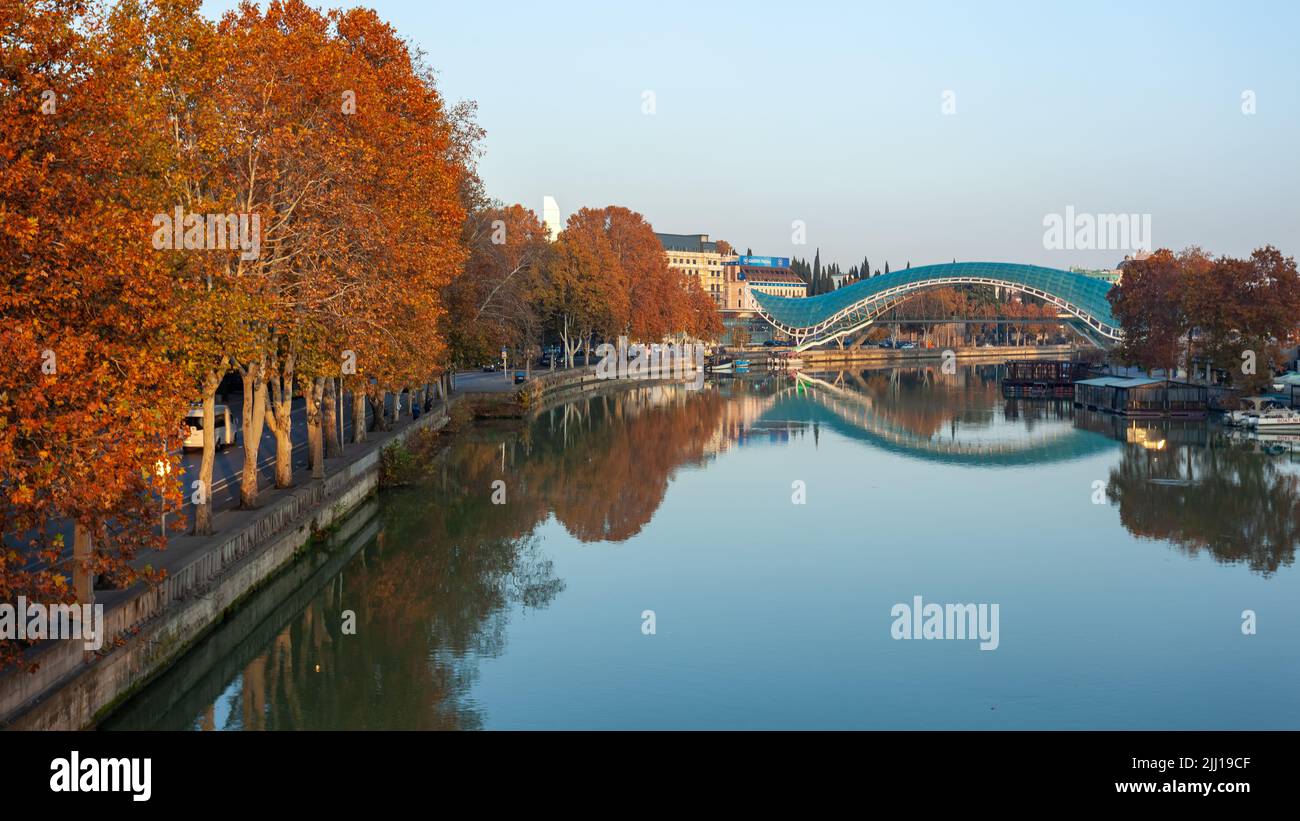 Tbilisi, Georgia - 14 November, 2021: Modern architecture on Mtkvari ...