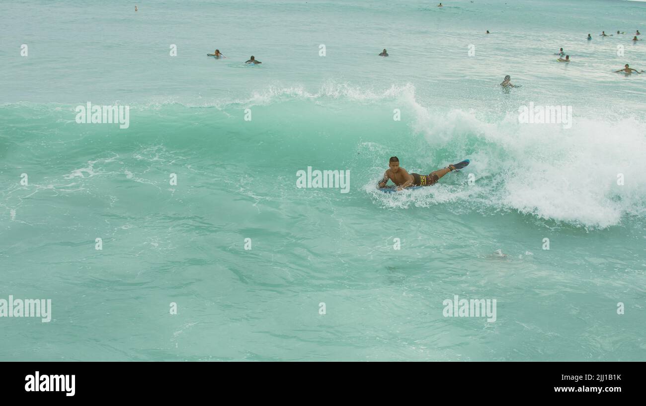 Editorial content from people surfing in Oahu, Honolulu, Hawai, 2022 ...