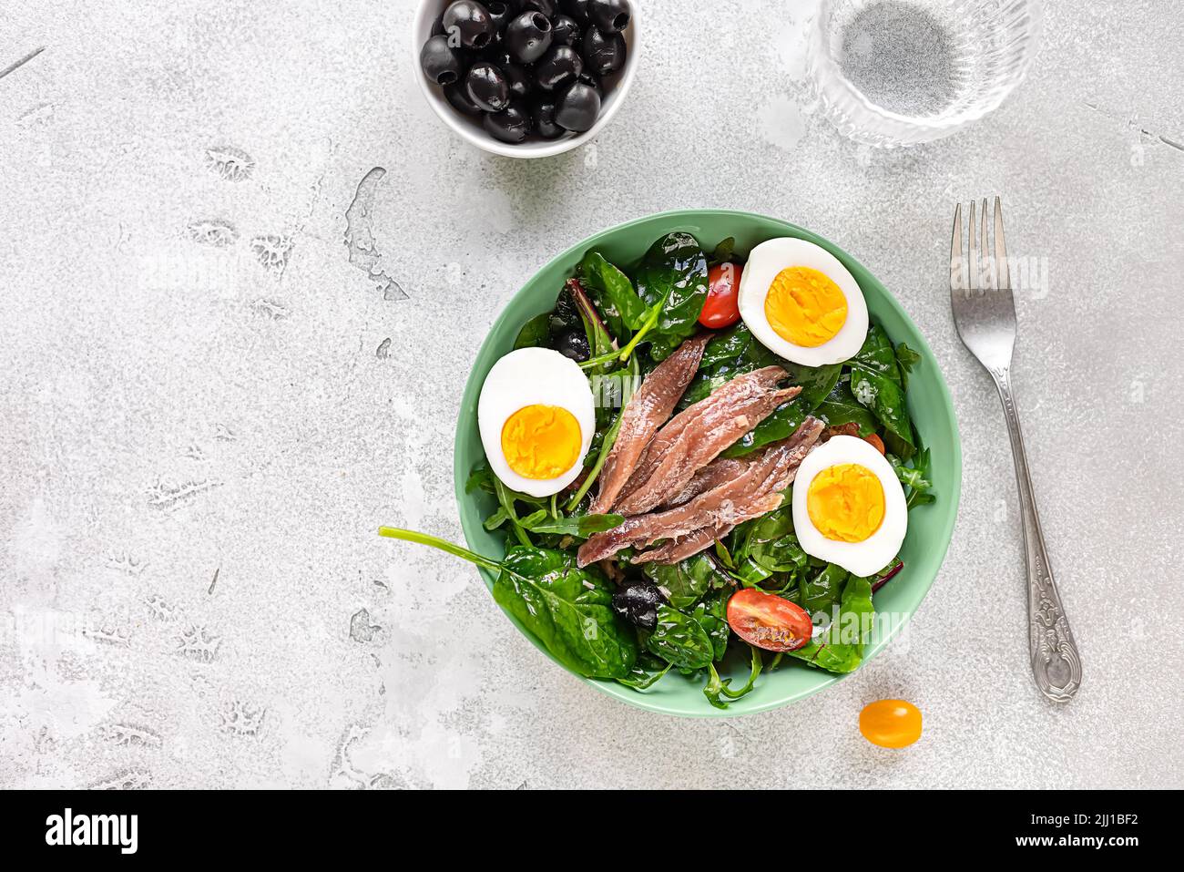 Nicoise french composed salad Stock Photo - Alamy