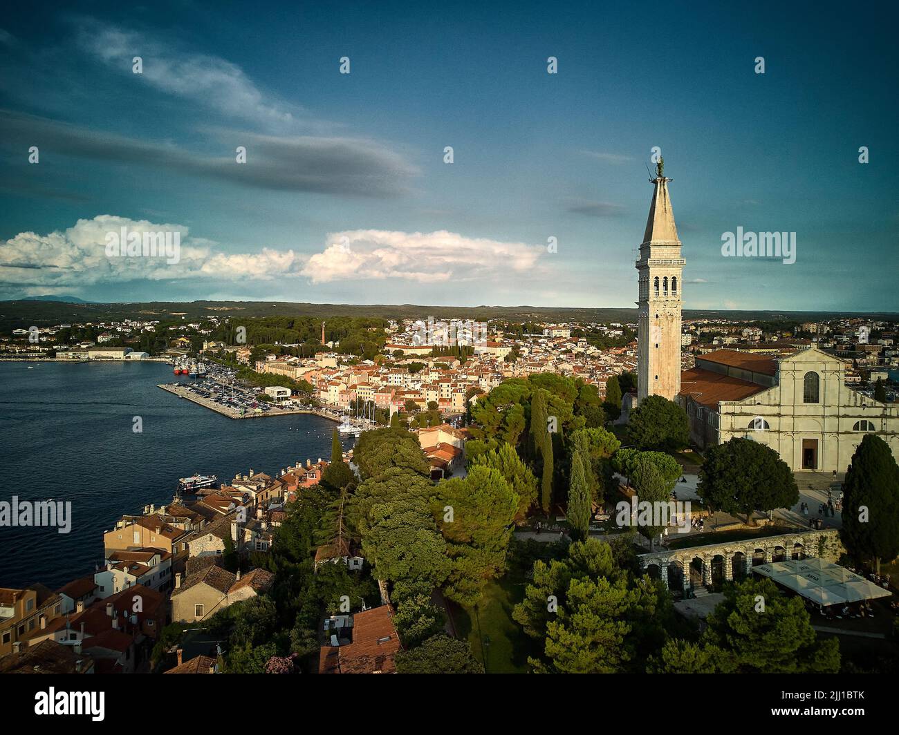 City of berkeley building hi-res stock photography and images - Alamy