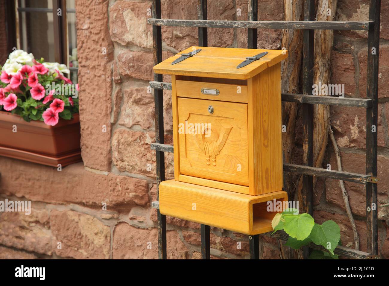 Red rafter's bar hi-res stock photography and images - Alamy