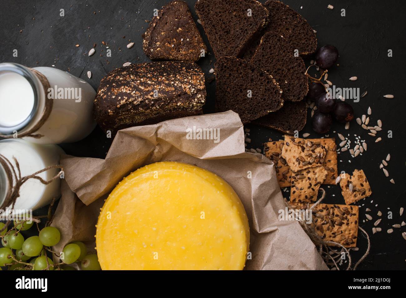 Rustic local dairy. Milk and cheese Stock Photo - Alamy
