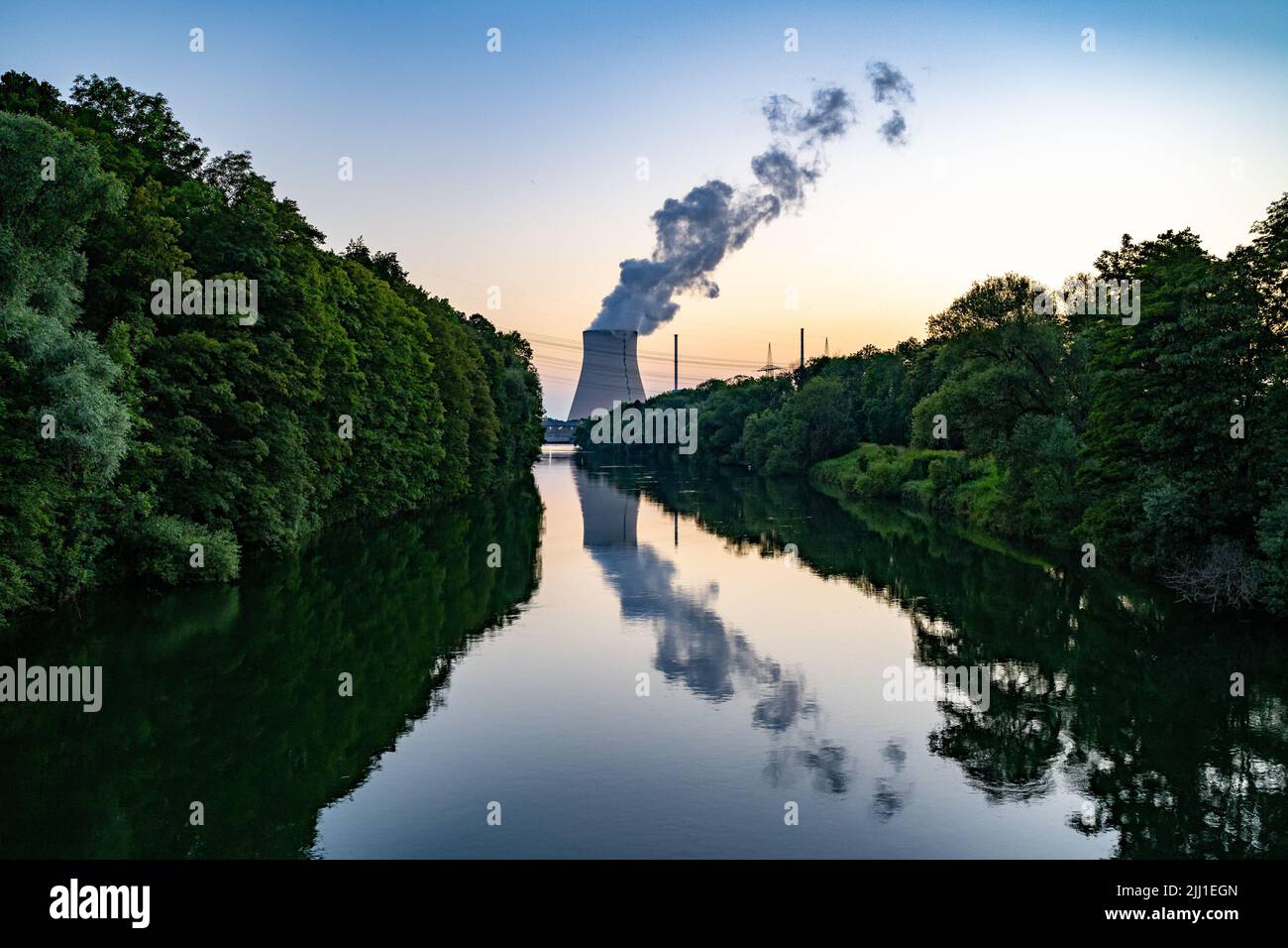 German nuclear plant isar 2 hi-res stock photography and images - Alamy