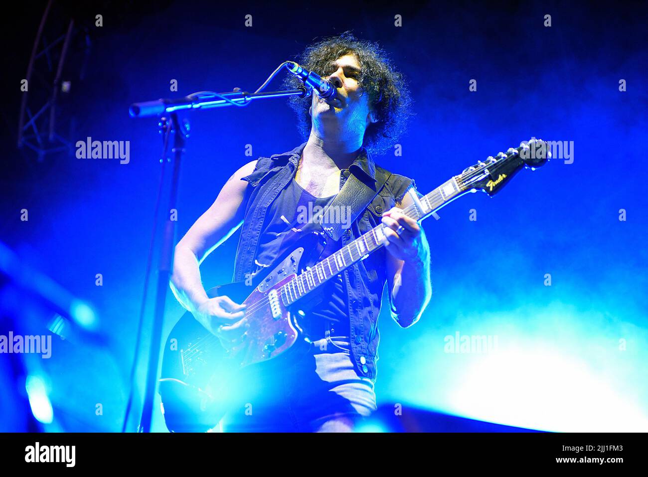 Andrea appino rock hi-res stock photography and images - Alamy