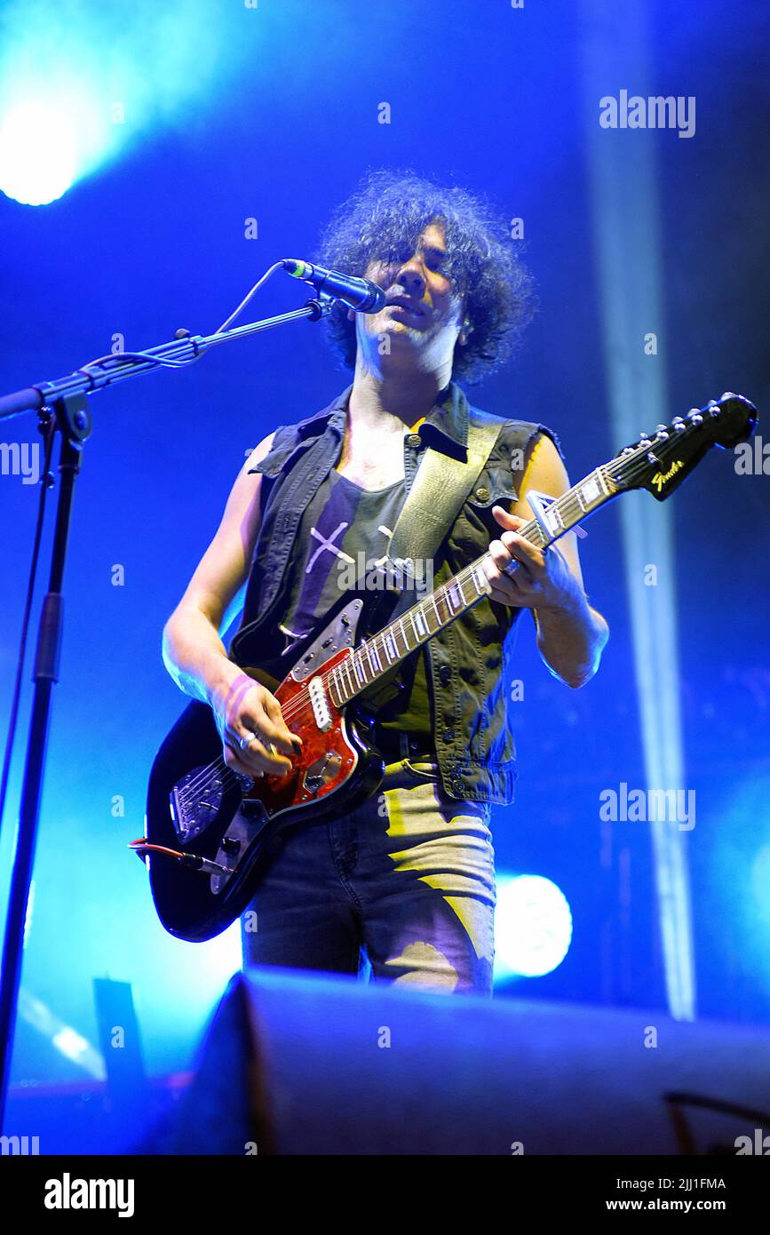 Andrea appino rock hi-res stock photography and images - Alamy