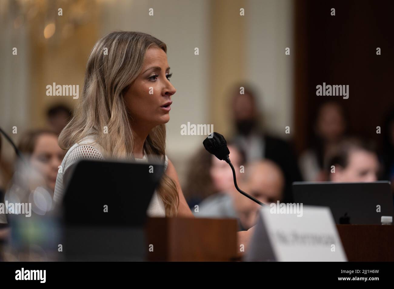 Sarah matthews hi-res stock photography and images - Alamy