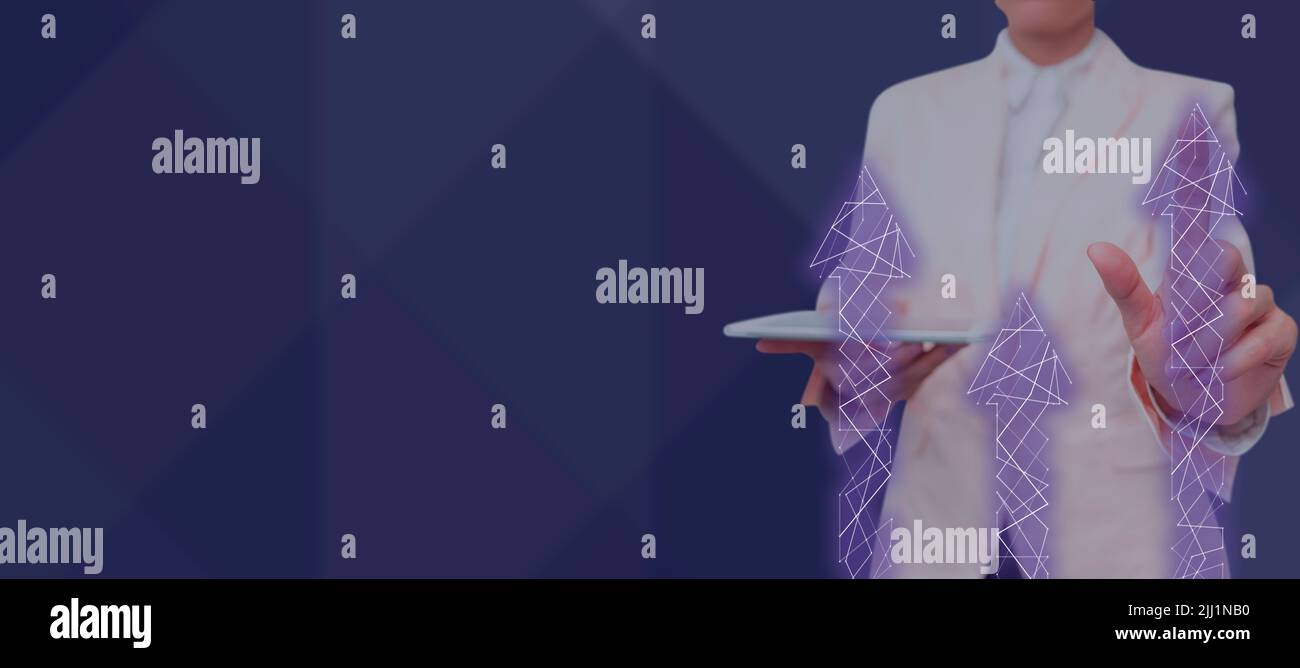 Businessman in suit holding notepad symbolizing successful teamwork ...