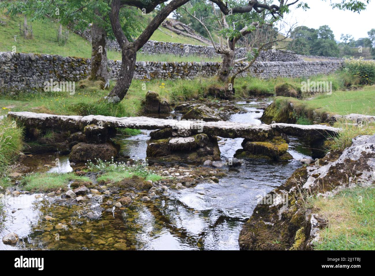 Geological wonder in the Yorkshire dales ,Malham cove and surrounding ...