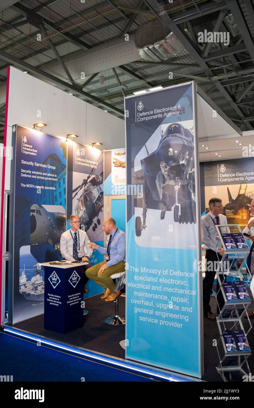 Ministry of defence stand hi-res stock photography and images - Alamy