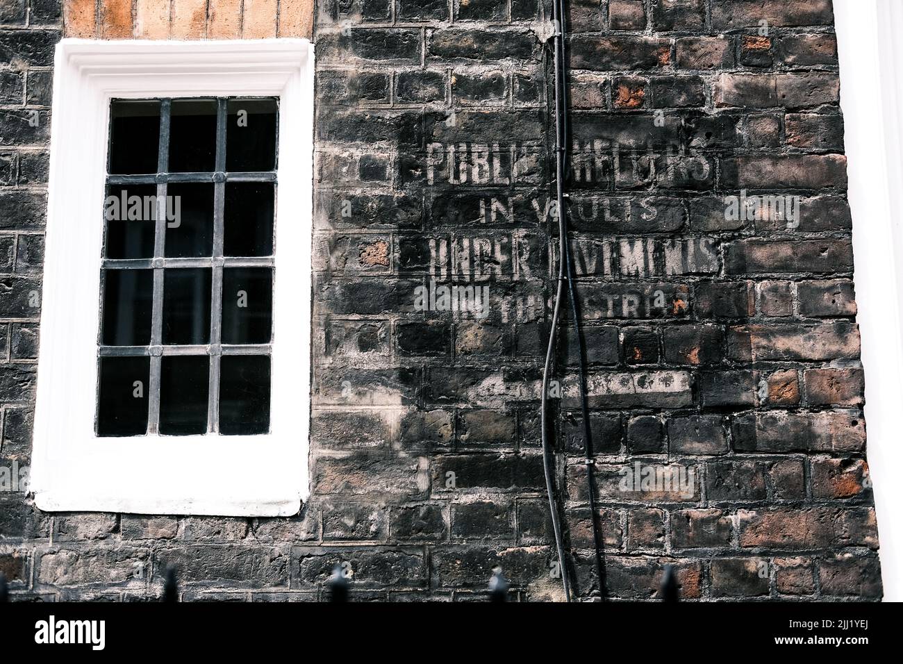 Ww2 shelter sign hi-res stock photography and images - Alamy