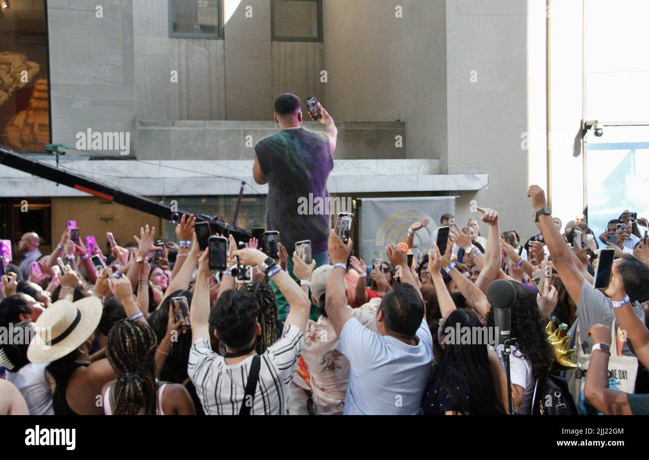 Drake singer 2022 hi-res stock photography and images - Alamy