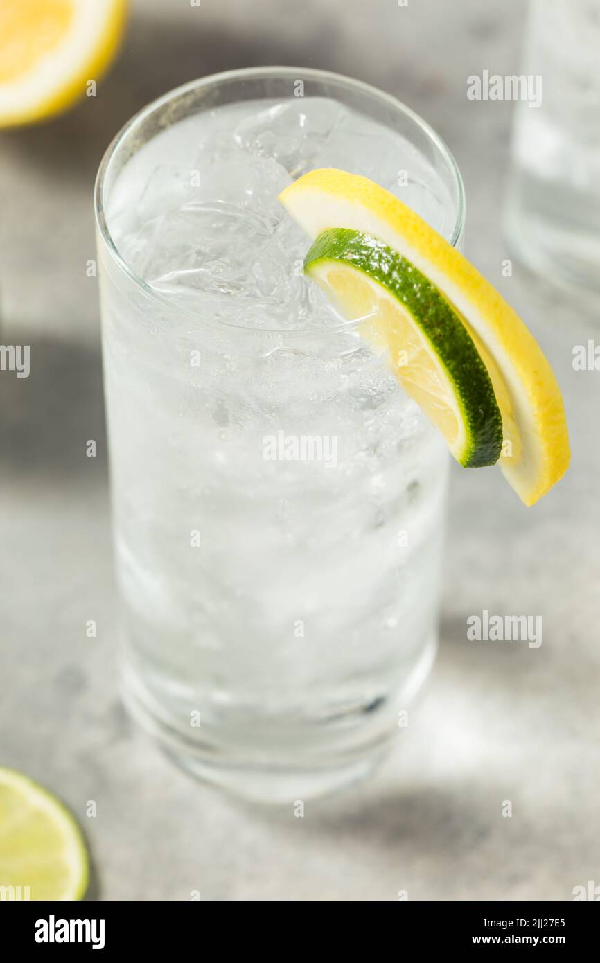Lemon cola hi-res stock photography and images - Alamy
