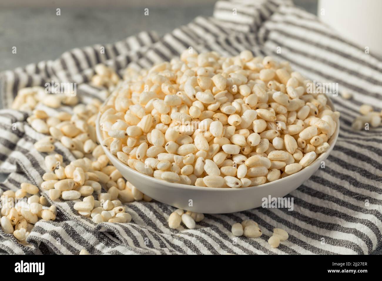 Korean crispy rice hi-res stock photography and images - Alamy