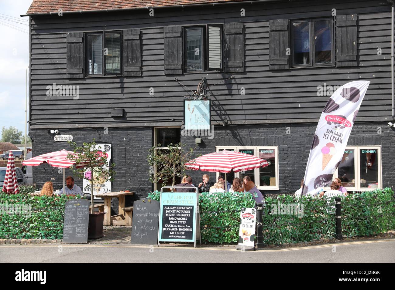 THE OLD GRAIN STORE CAFE IN RYE UK THAT WAS USED AS AL'S BAIT & TACKLE ...