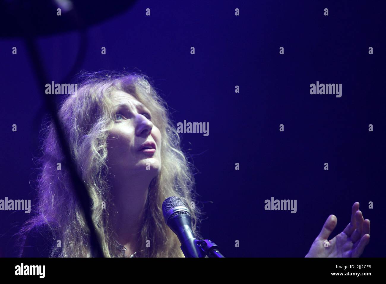 Telnyuk sisters hi-res stock photography and images - Alamy