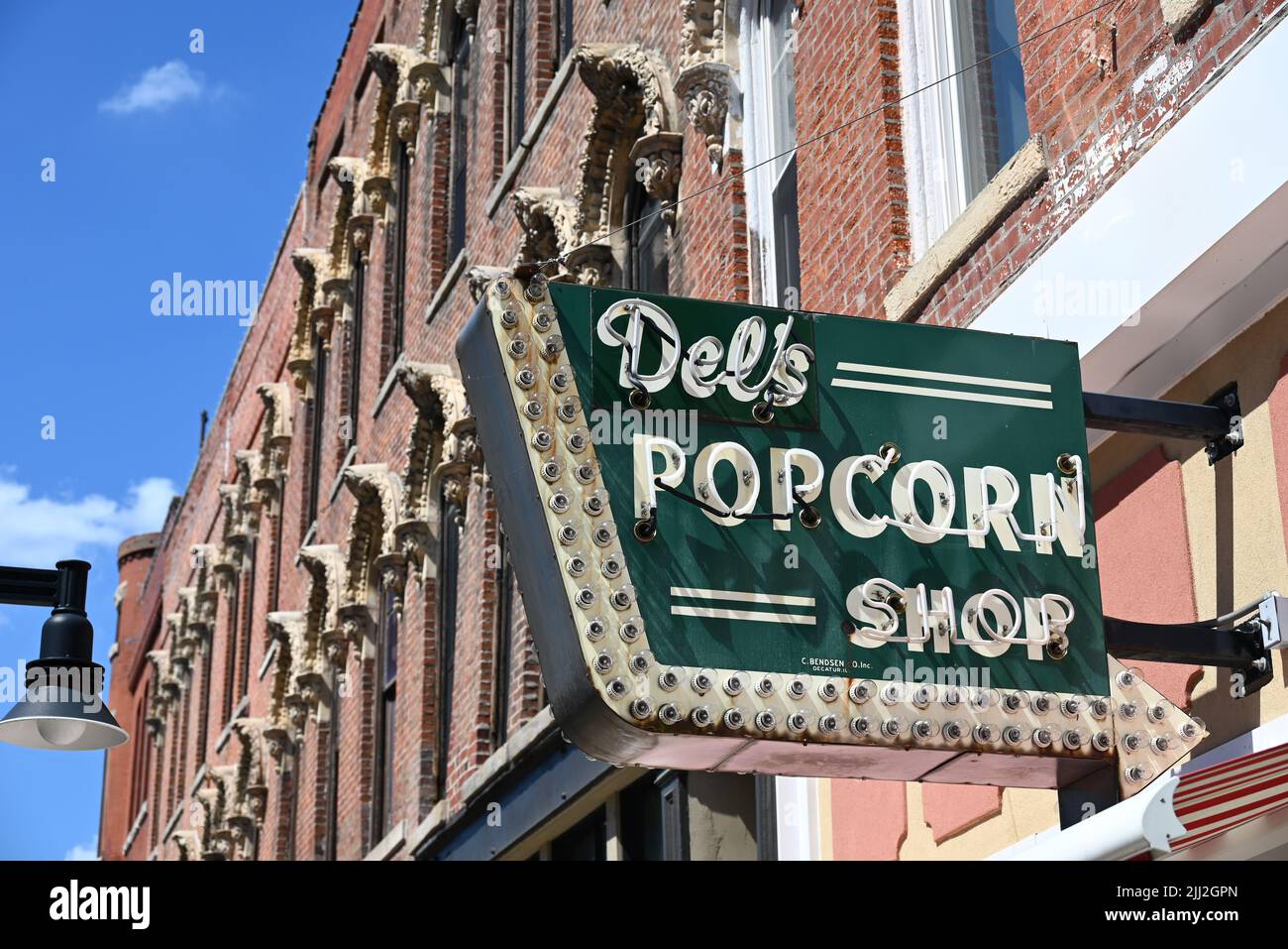 Sign to Del's Popcorn Shop on Merchant Street in the historic downtown ...