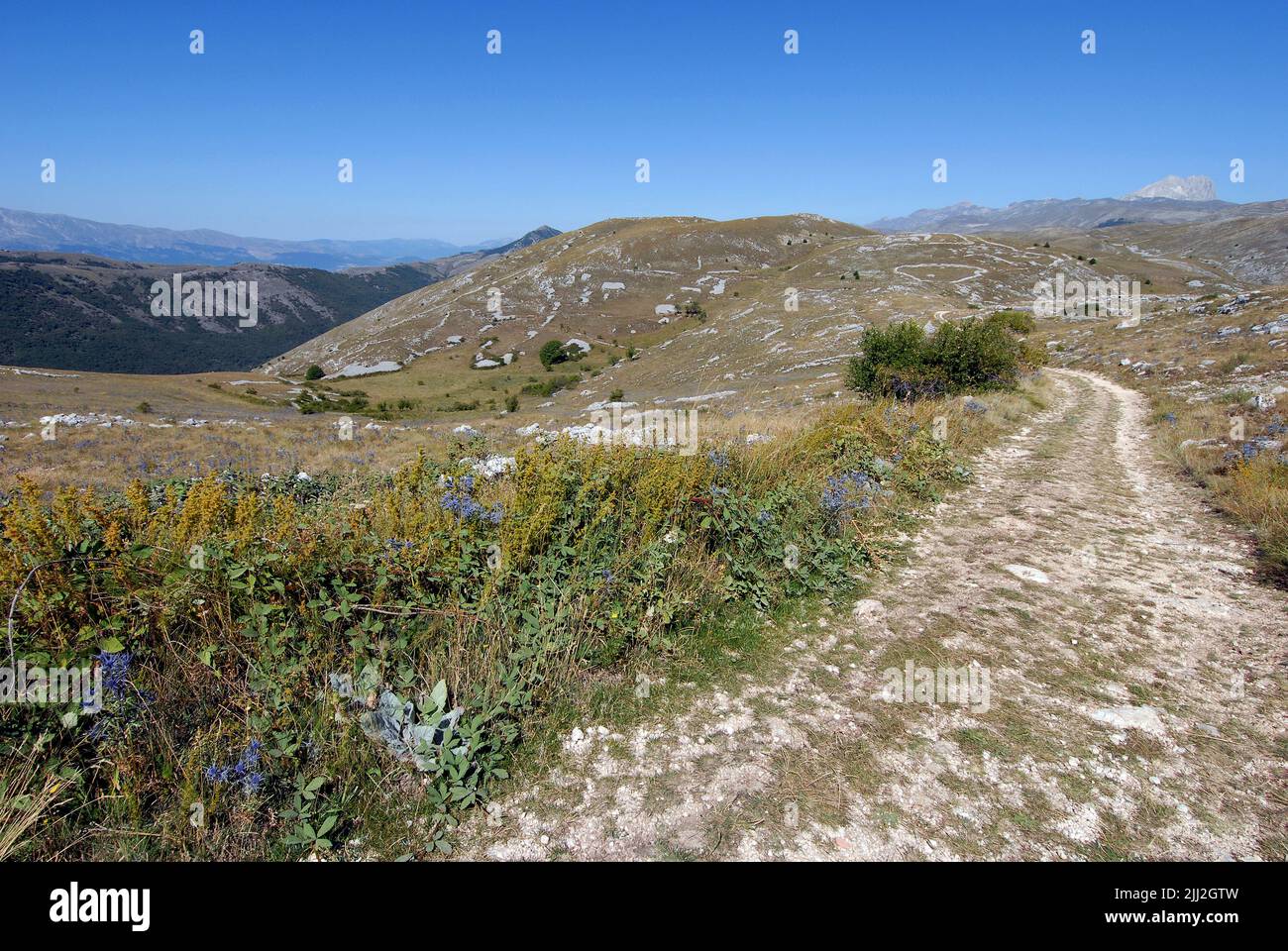 Perspectives and Italian landscapes Stock Photo - Alamy