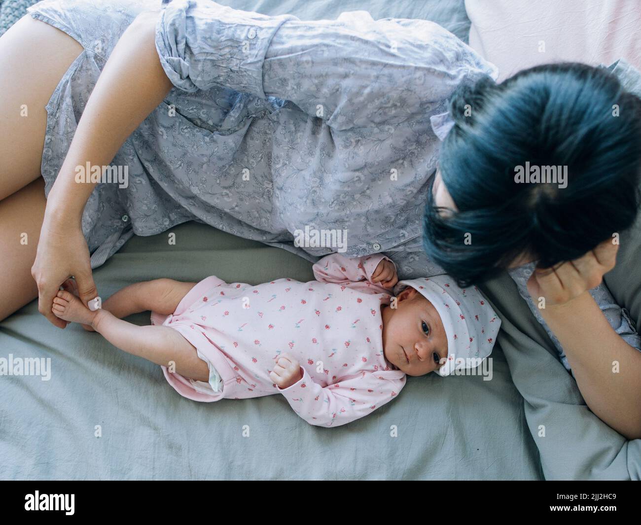 mother unity newborn baby love Stock Photo - Alamy