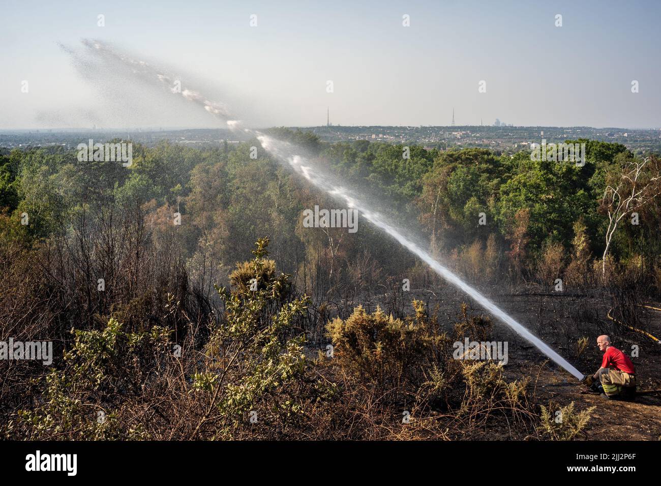 A series of wildfires breaks out across England as the intense heatwave ...
