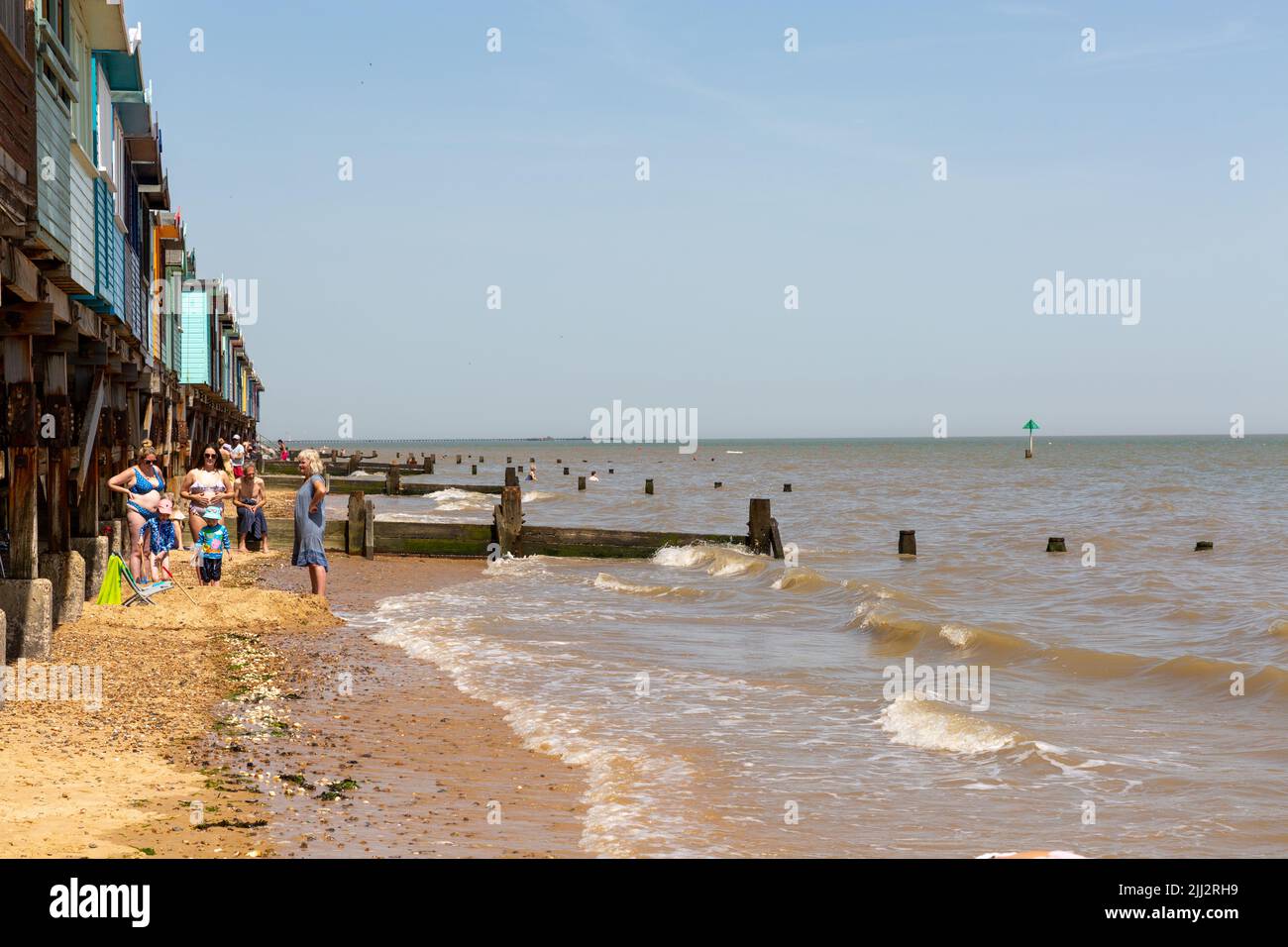 Frinton on sea greensward hi-res stock photography and images - Alamy