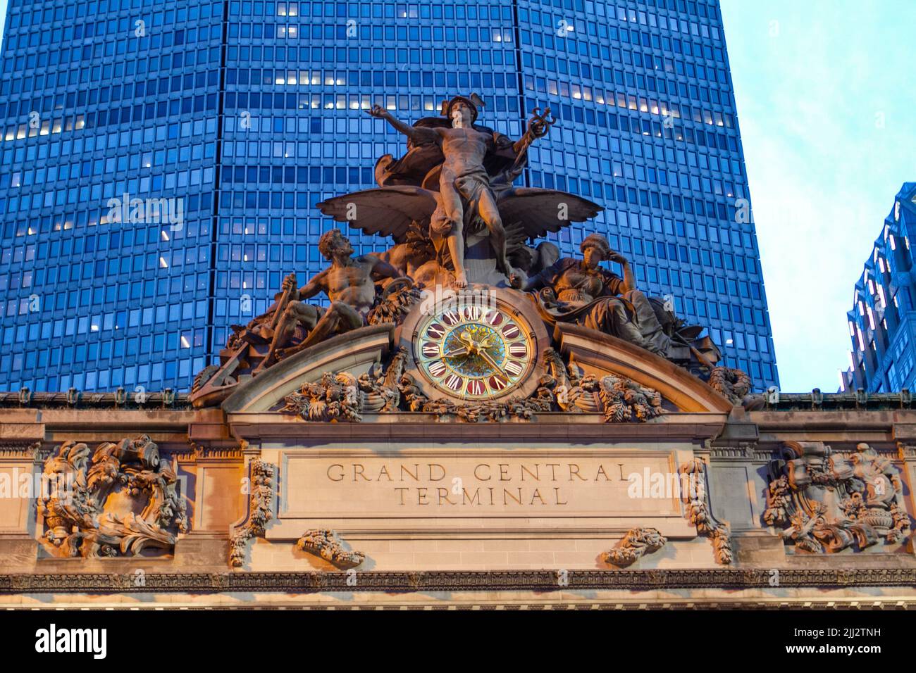 Iconic sign outside of Grand Central Station in New York Stock Photo ...