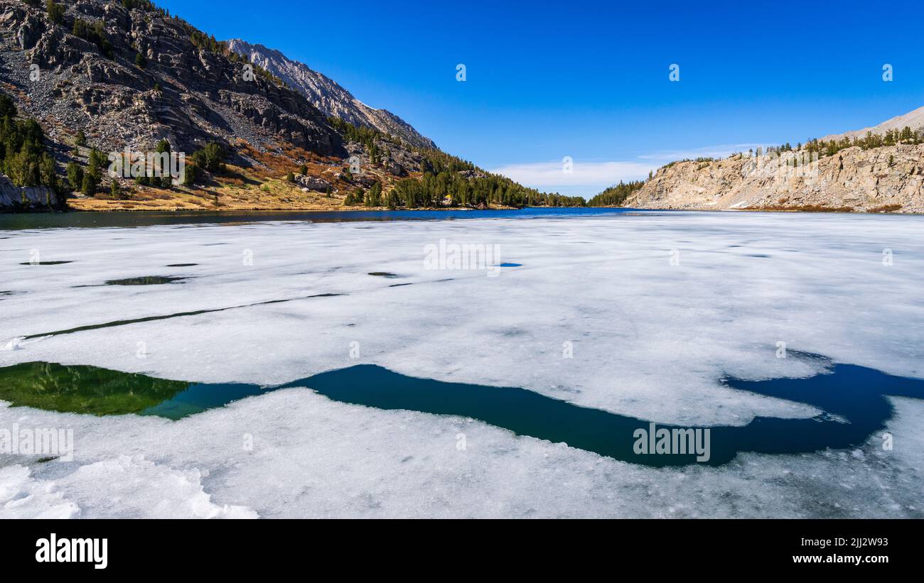 Frozen Long Lake in Little Lakes Valley, John Muir Wilderness ...