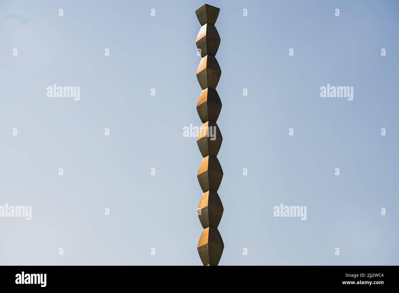 The Endless Column (Column of Infinite or Coloana Infinitului) made by ...