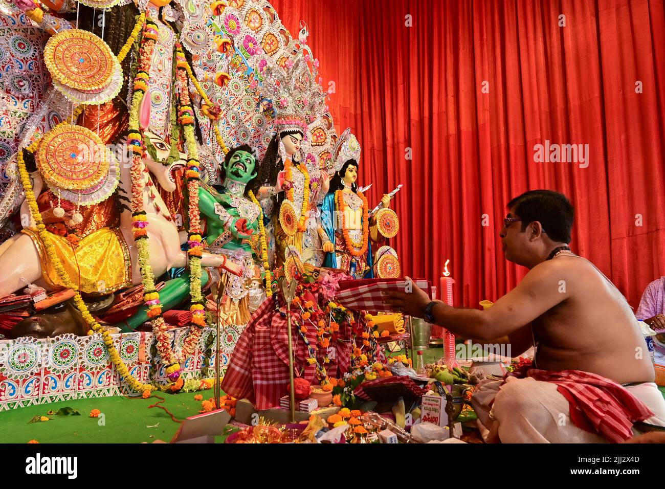 Howrah, West Bengal, India - 14th October 2021 : Hindu Purohit uttering ...