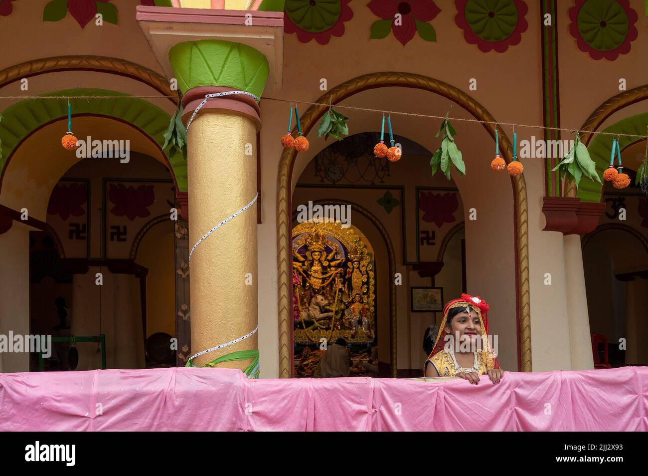 Howrah,India -October 26th,2020 : Bengali girl child in festive dress ...