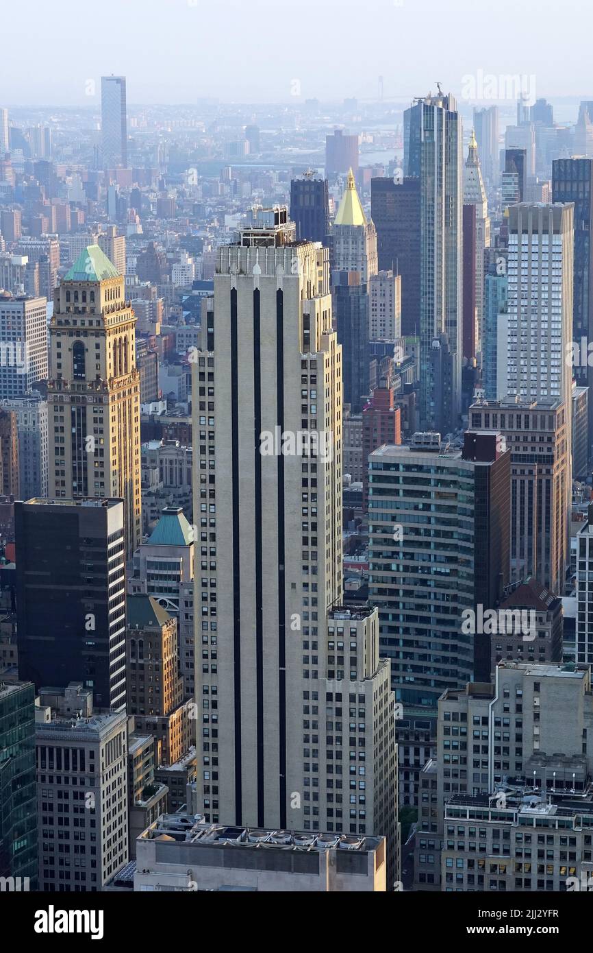 30 rockefeller plaza hi-res stock photography and images - Alamy