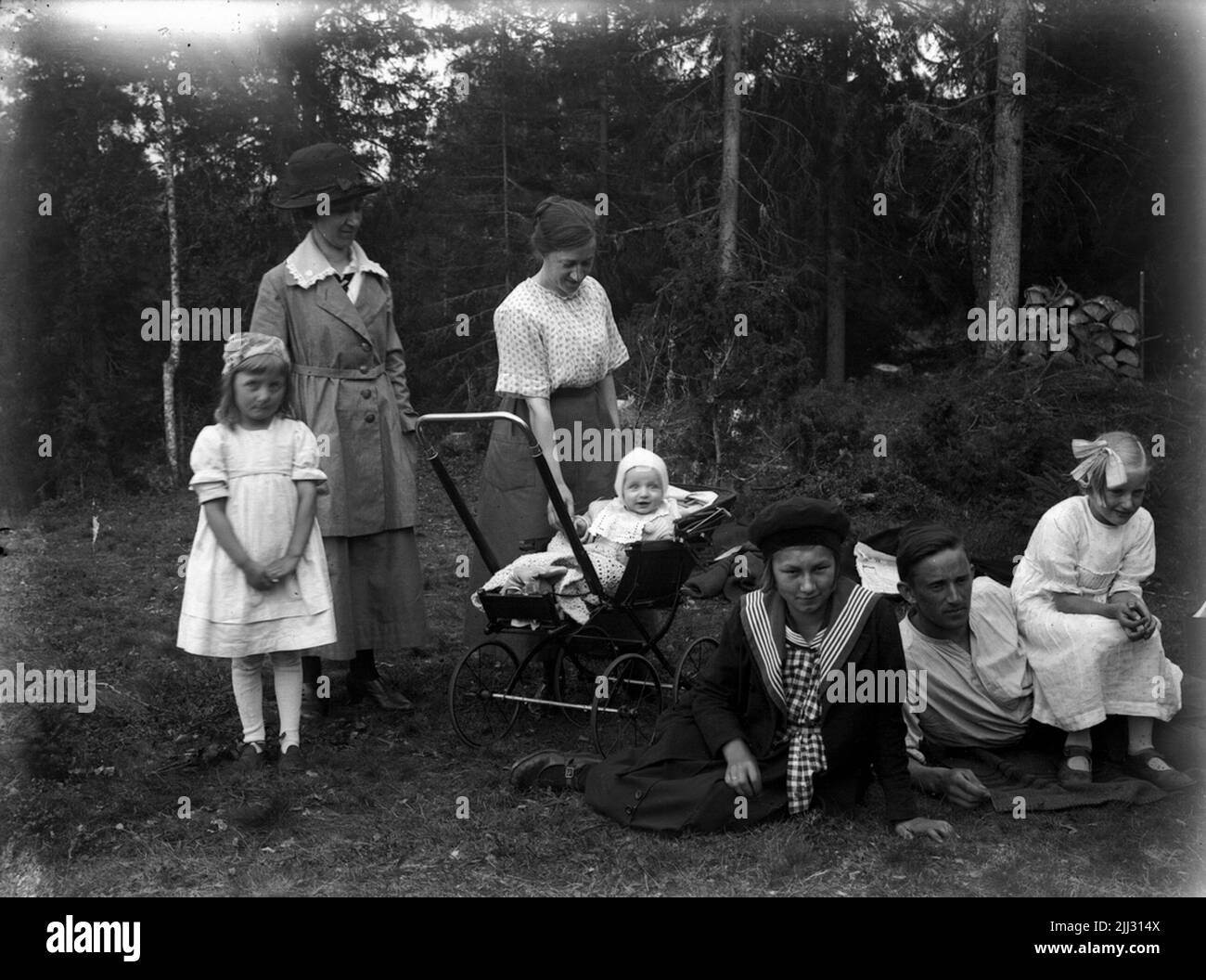 Uncle seven hi-res stock photography and images - Alamy