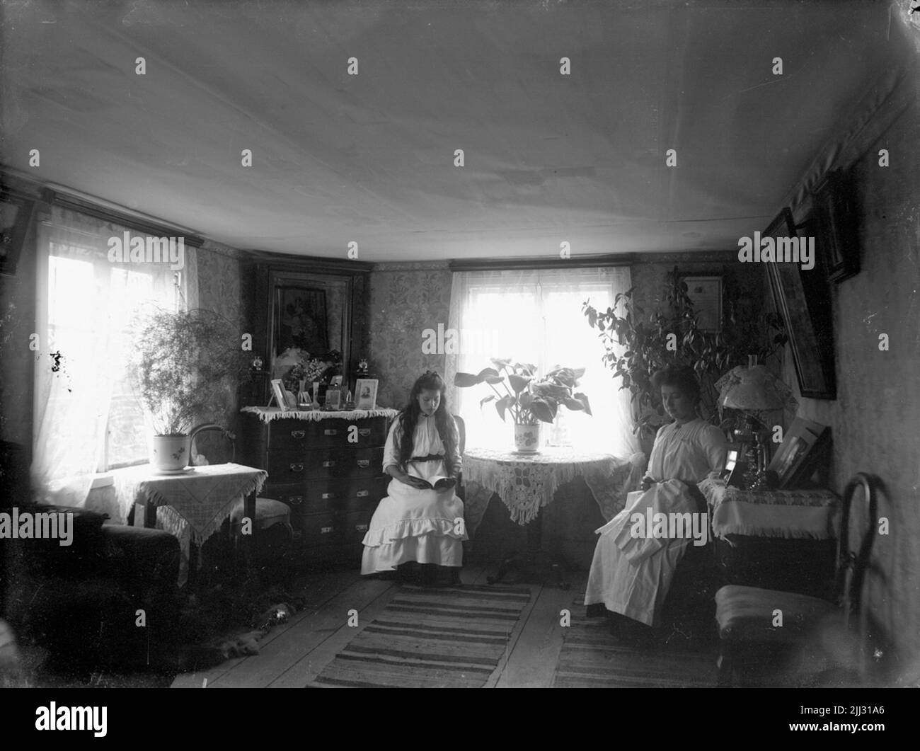 Anna hallberg hi-res stock photography and images - Alamy