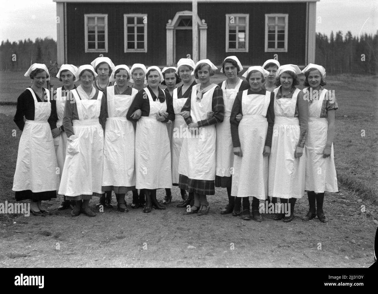 Girls school building Black and White Stock Photos & Images - Alamy