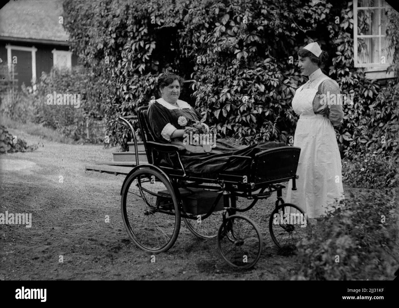 Worker in wheelchair Black and White Stock Photos & Images - Alamy