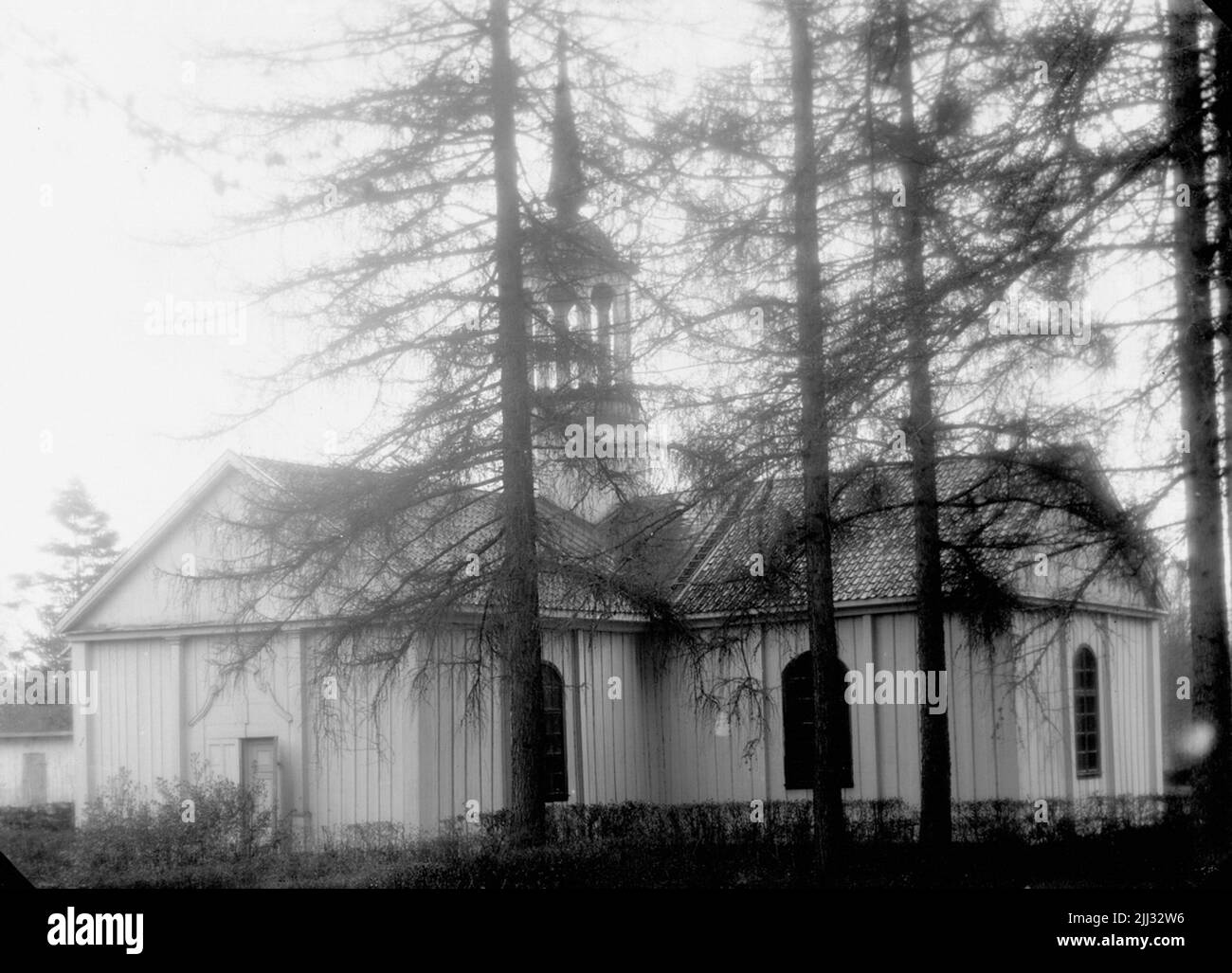 Gothic exterior stone Black and White Stock Photos & Images - Alamy