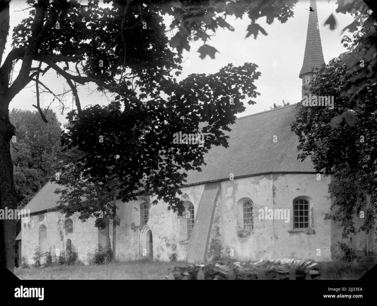 View entrance door church Black and White Stock Photos & Images - Alamy