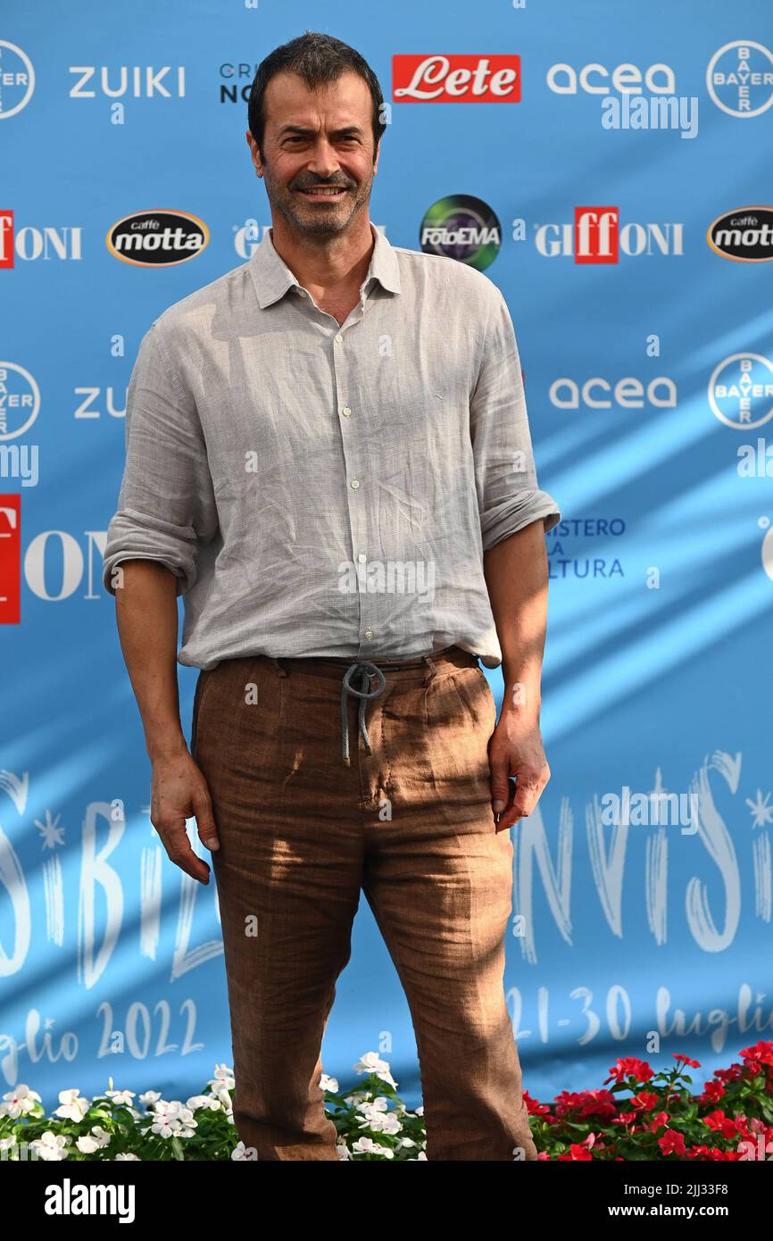 Andrea occhipinti actor hi-res stock photography and images - Alamy