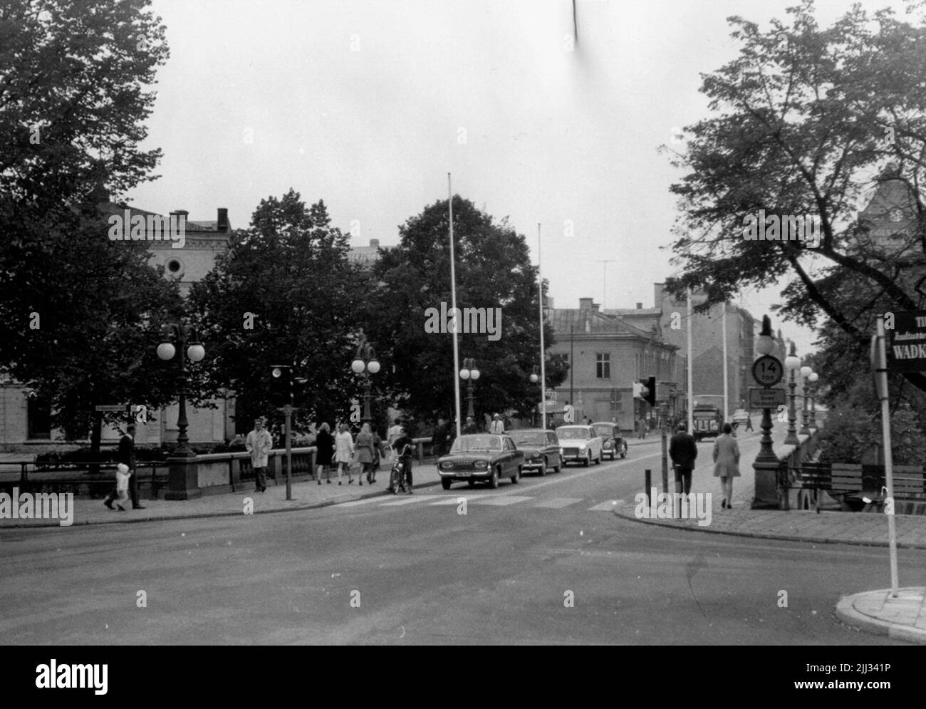 Storbron and Storgatan north. Örebro theater on the left of the picture ...