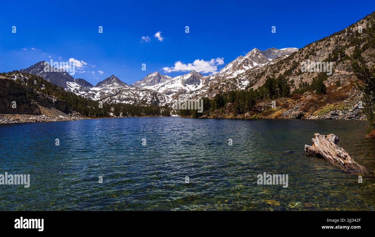 Long Lake in the Little Lakes Valley, John Muir Wilderness, California ...