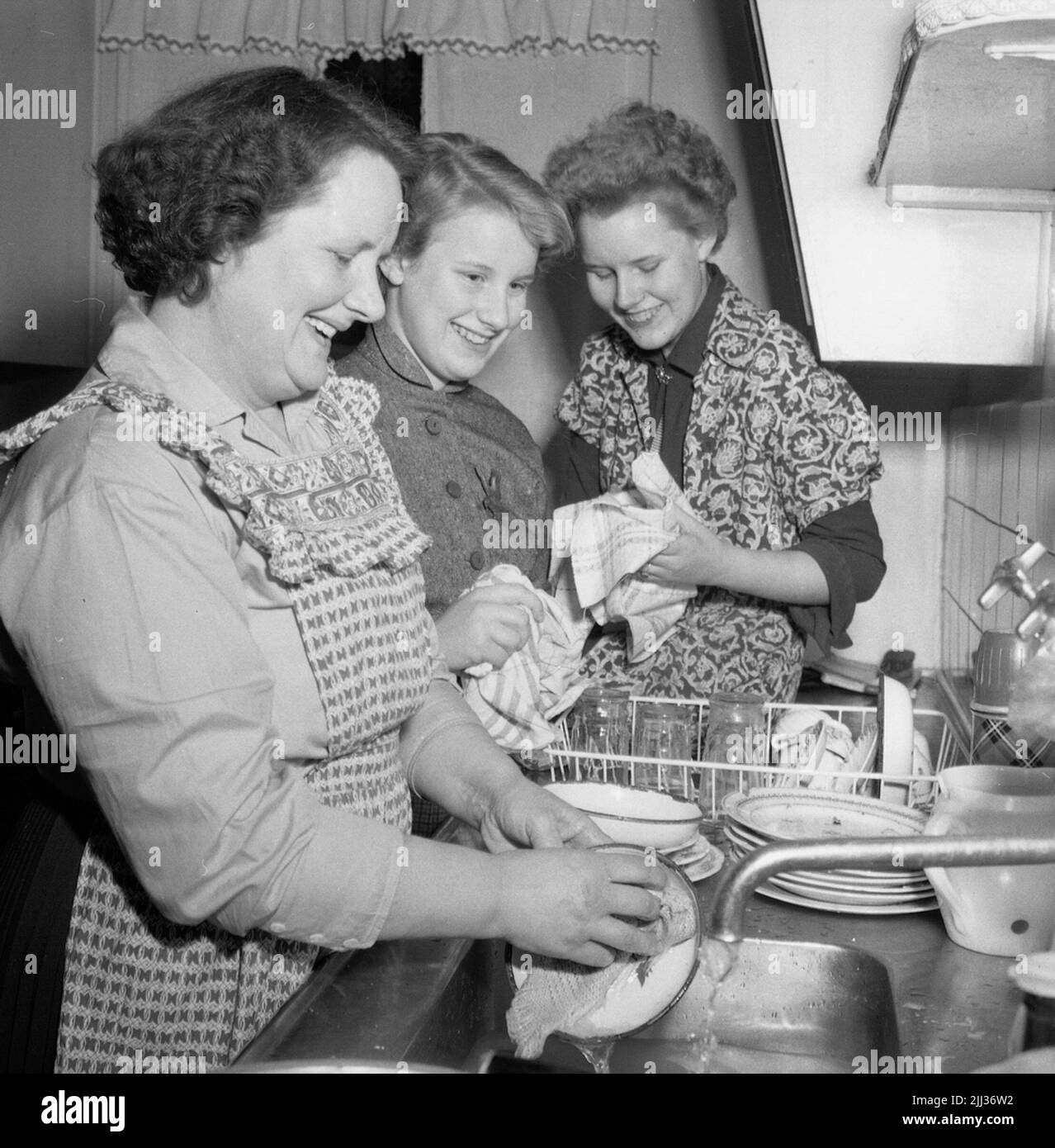 The Skarp family, Norra Ås road 29.11 December 1954 Stock Photo - Alamy