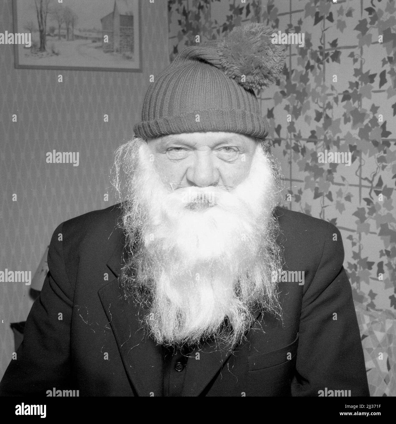 Christmas holiday celebration friends Black and White Stock Photos ...