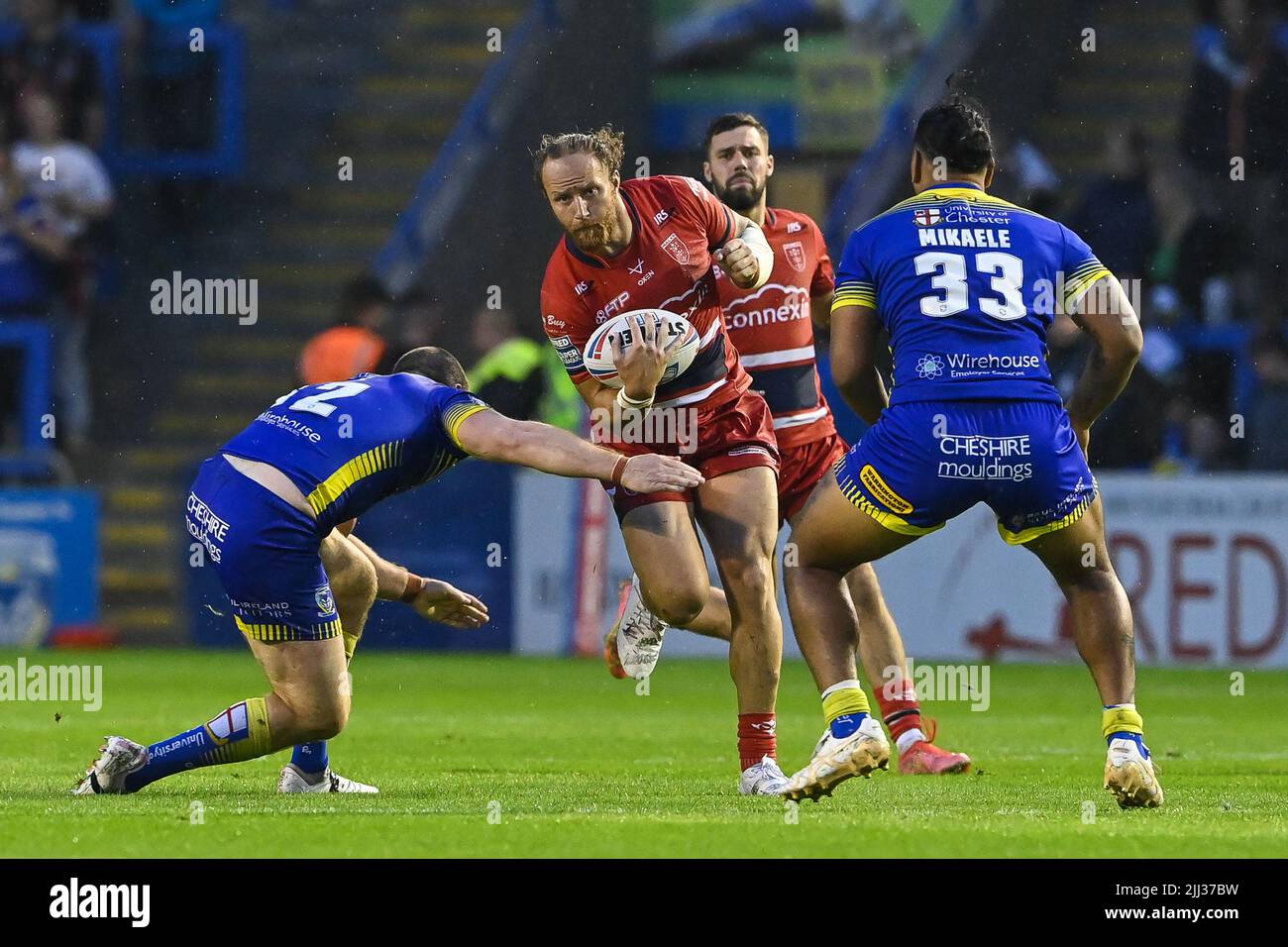 Korbin Sims (16) of Hull KR in action Stock Photo - Alamy