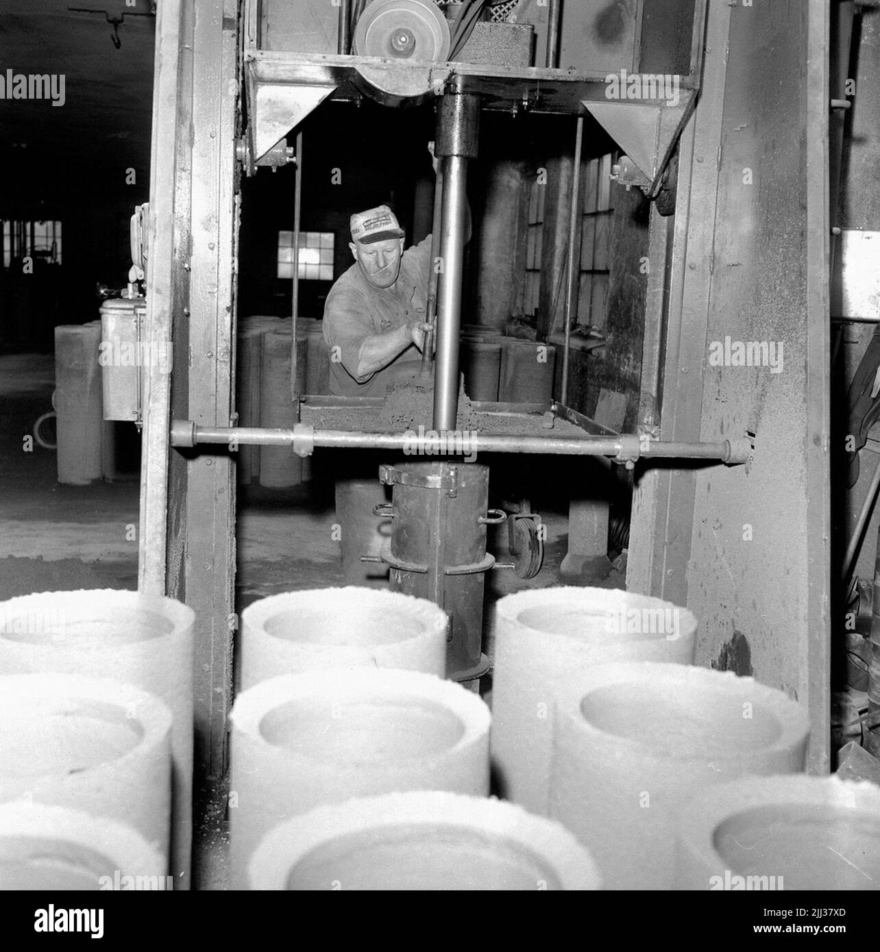 Building number.29 October 1959 Stock Photo - Alamy