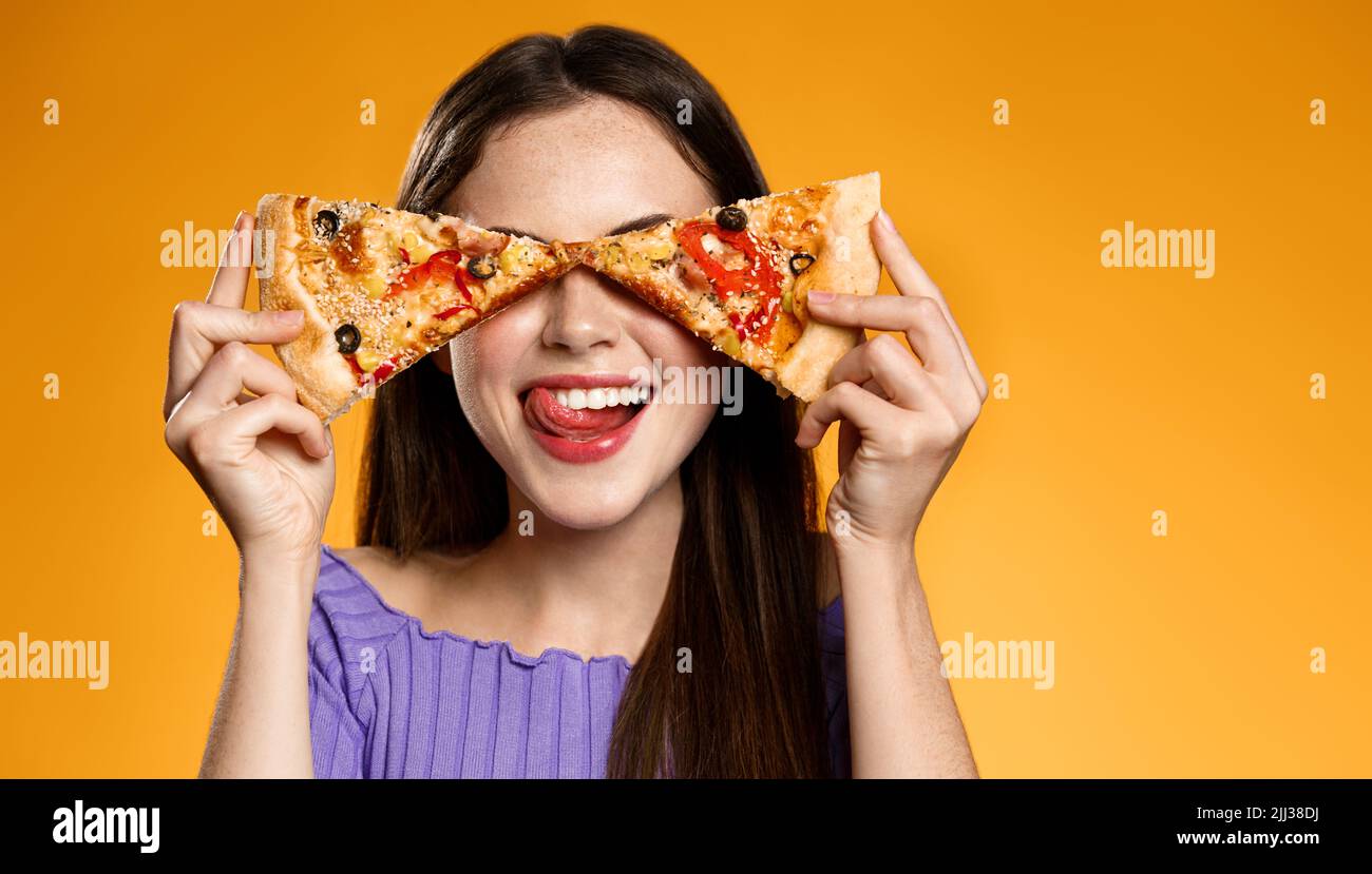 Holds orange slices hi-res stock photography and images - Alamy